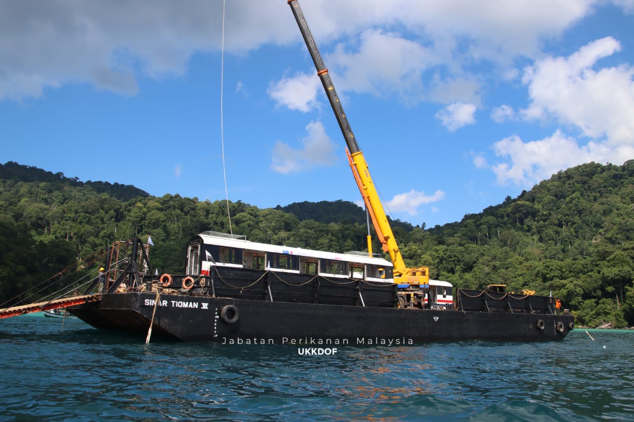 Malaysia's First LRT Recreational Tukun - Department of Fisheries ...